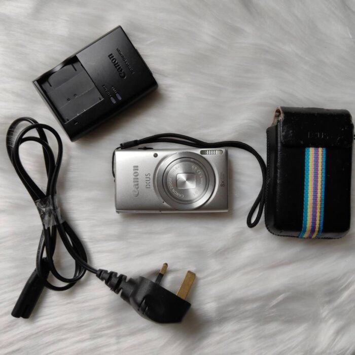 Used Digital Camera | Silver Canon IXUS 132 HD Digital Camera ...